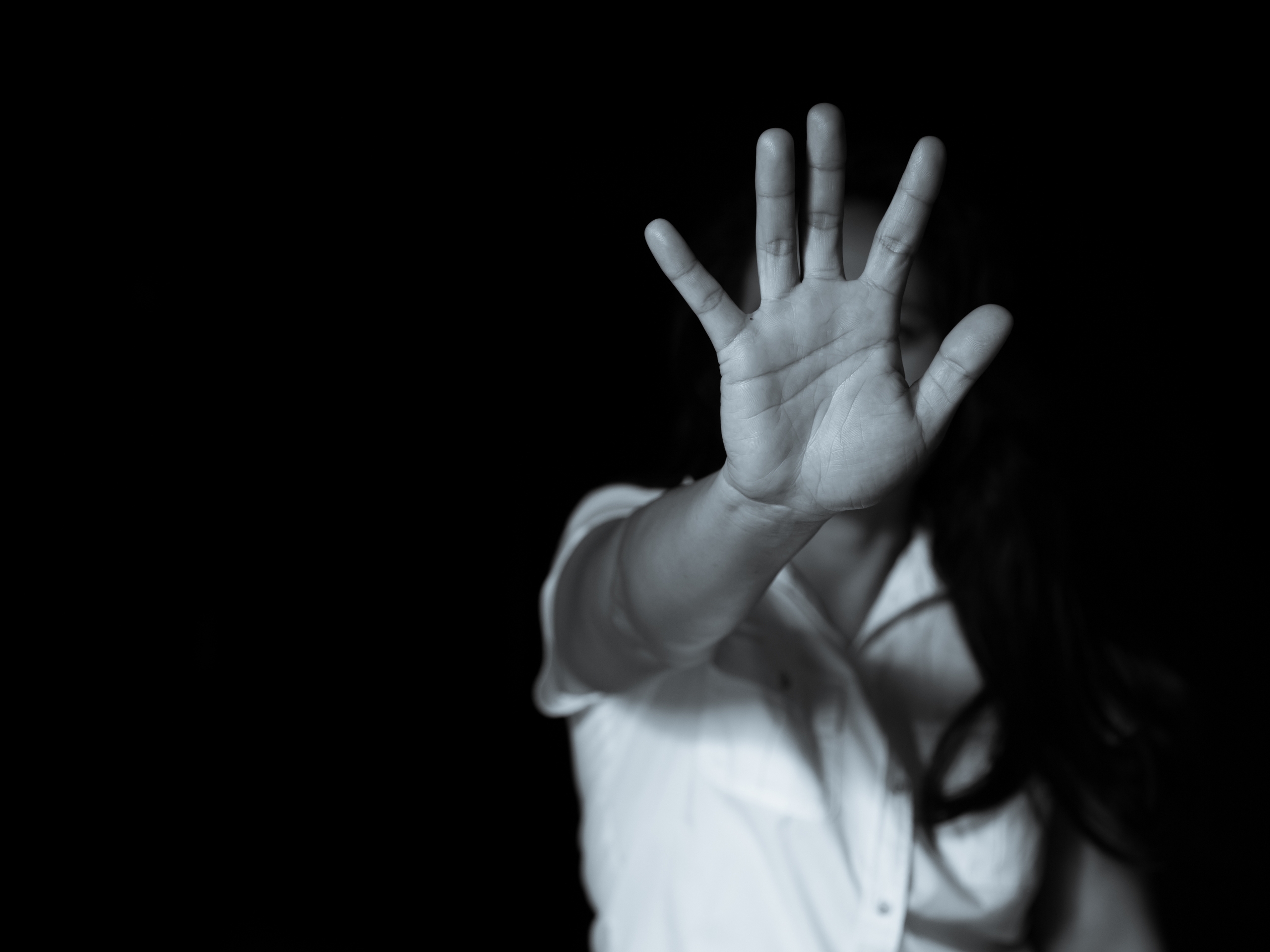 Online Misogyny Isn’t Just Political — Why Families need Parental Controls